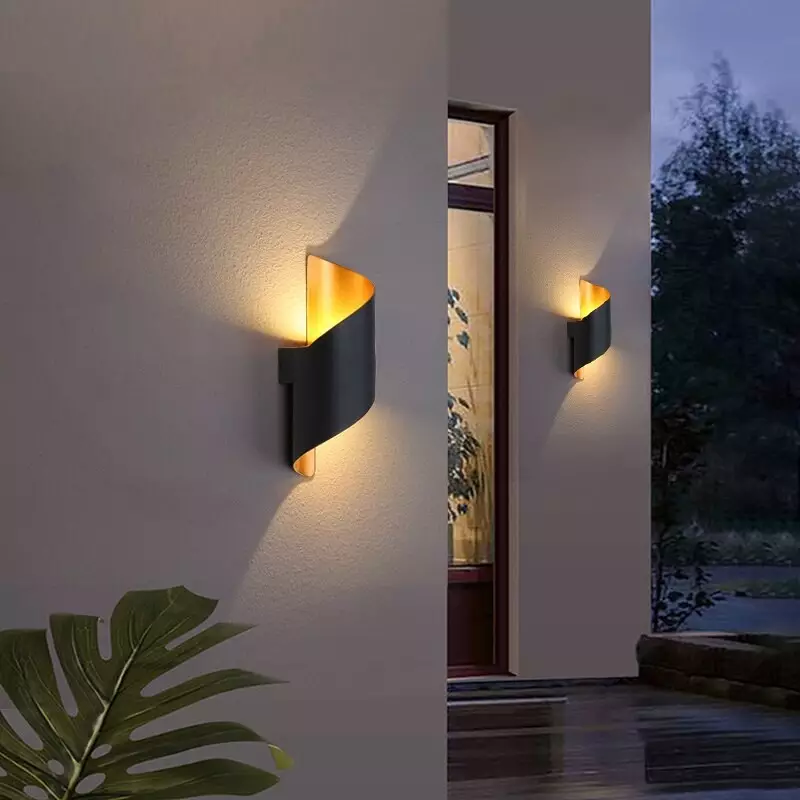 Modern Curl Twisted LED Wall Light | Home | KIKI LIGHTING